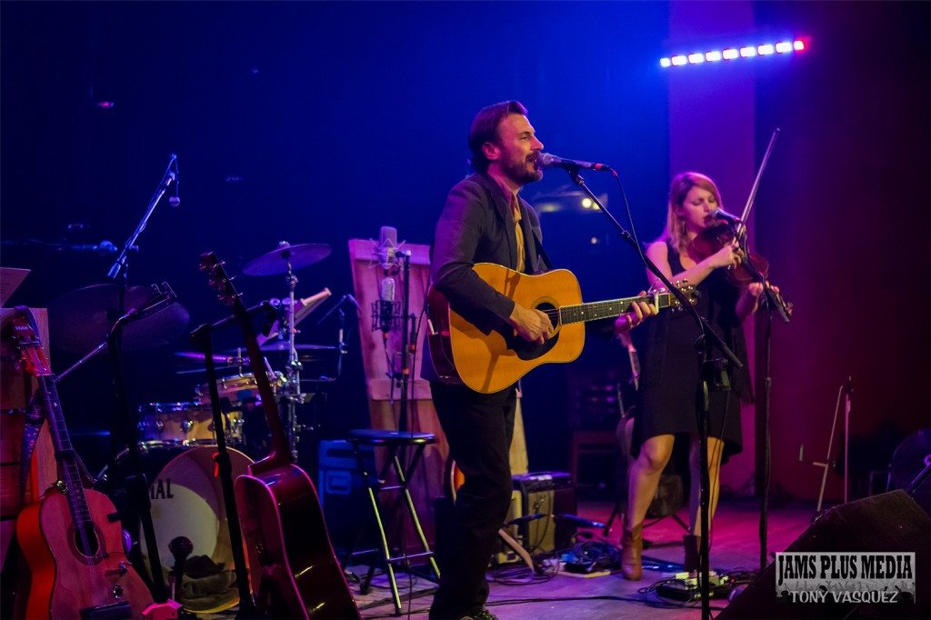 The Wood Brothers with Chris Kasper ~ Vogue ~ Indianapolis, Indiana ...