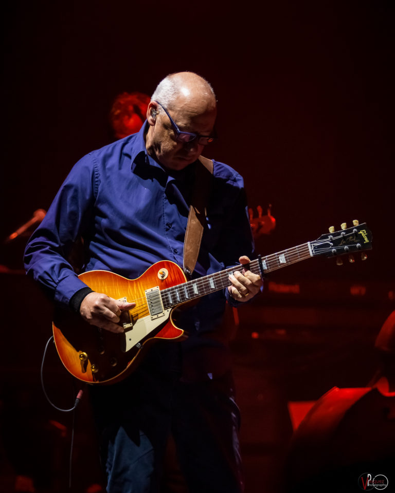 Mark Knopfler Performs for a Sold-Out Old National Centre